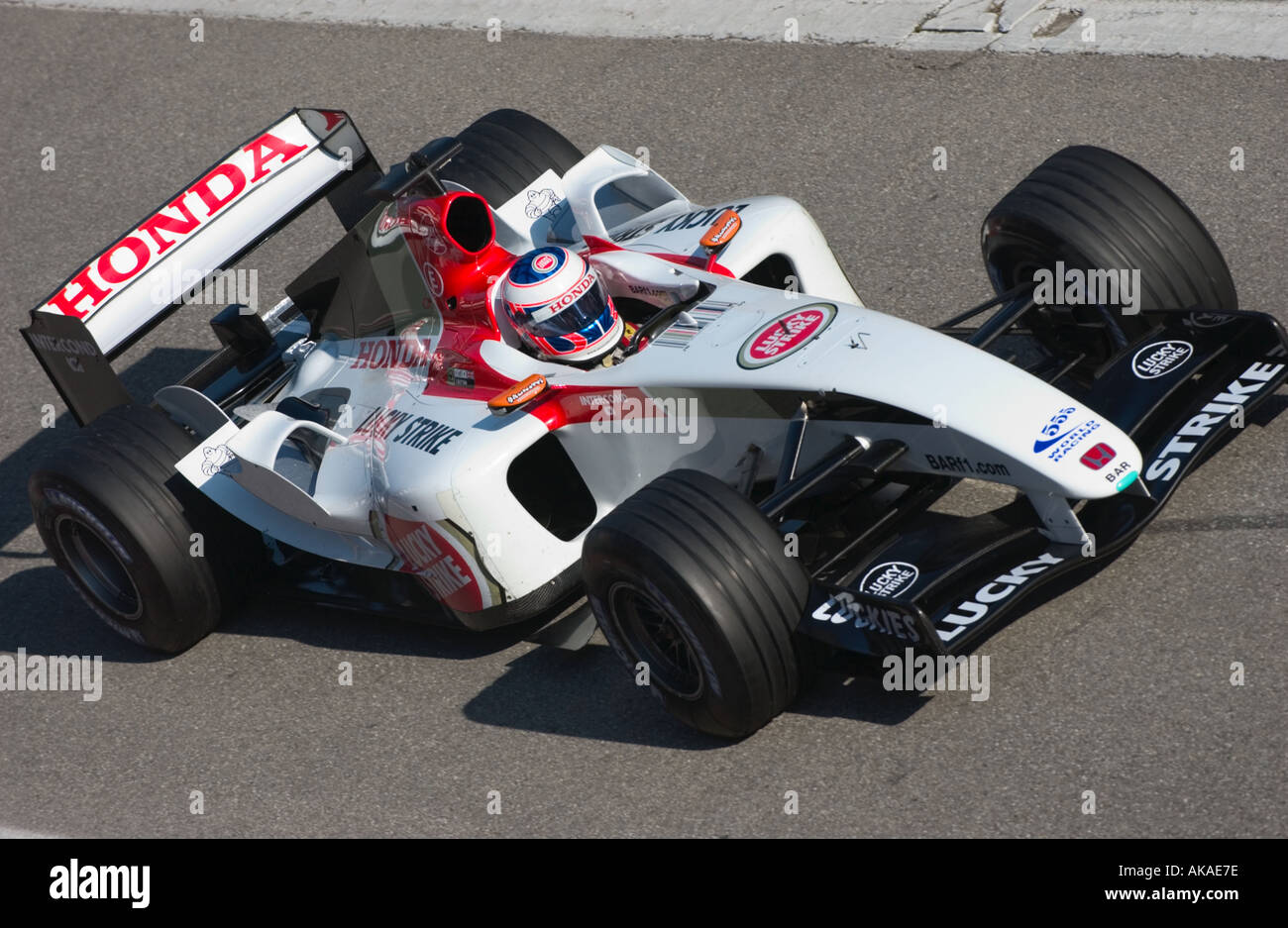 Jenson Button driving the BAR Honda Formula One Racecar in 2004 Stock Photo - Alamy