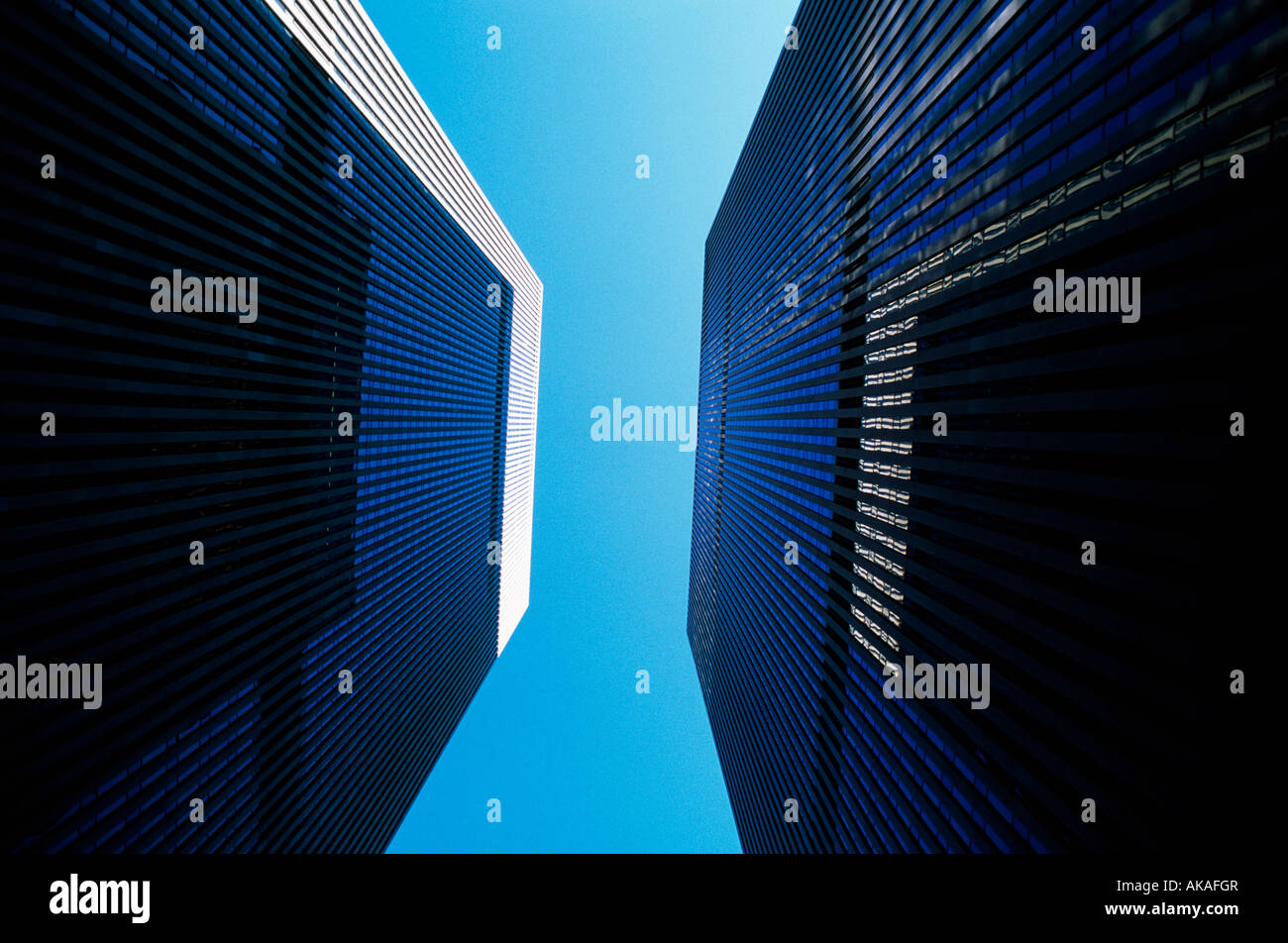 Imposing structures hi-res stock photography and images - Alamy