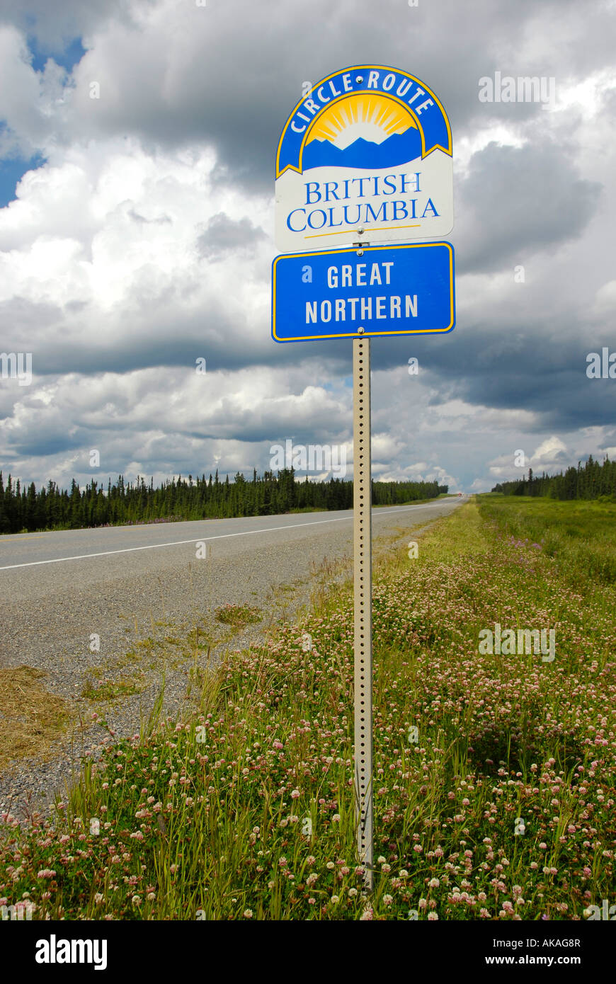 Road signs great northern highway hi-res stock photography and images ...