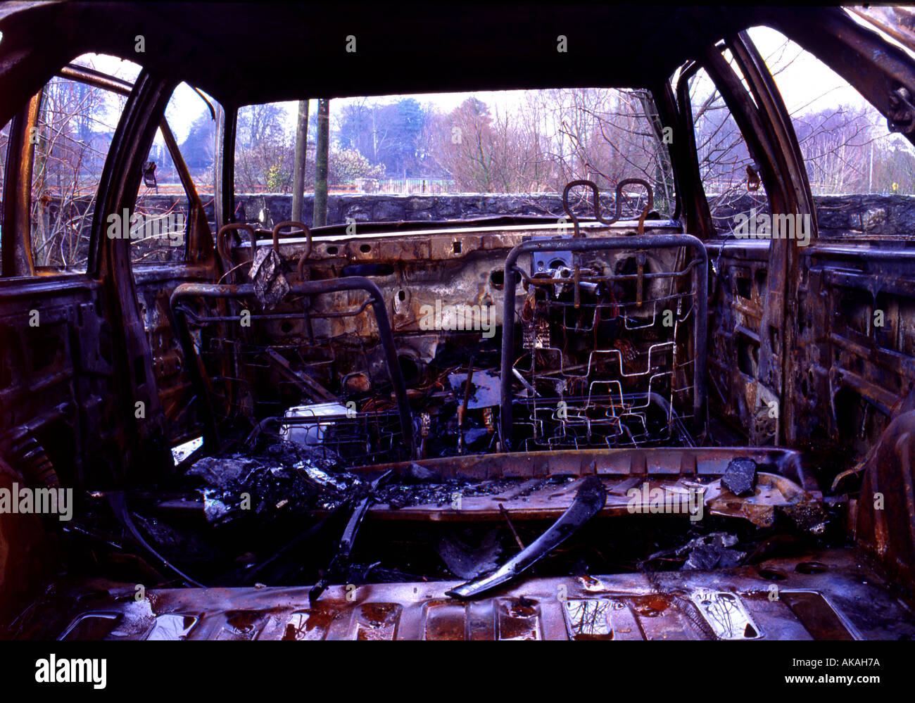 Burnt out car Stock Photo - Alamy