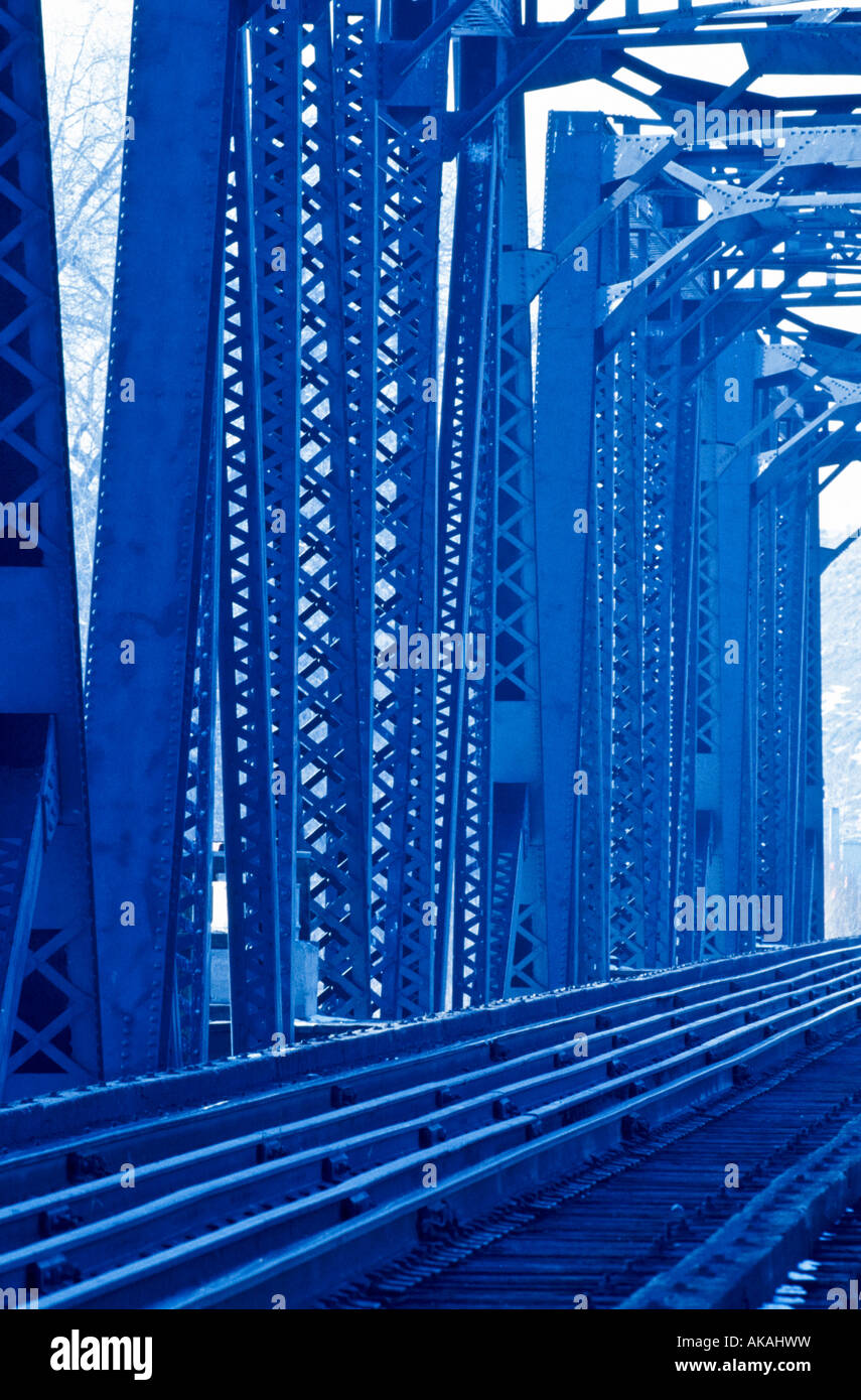 Monotone architecture hi-res stock photography and images - Alamy