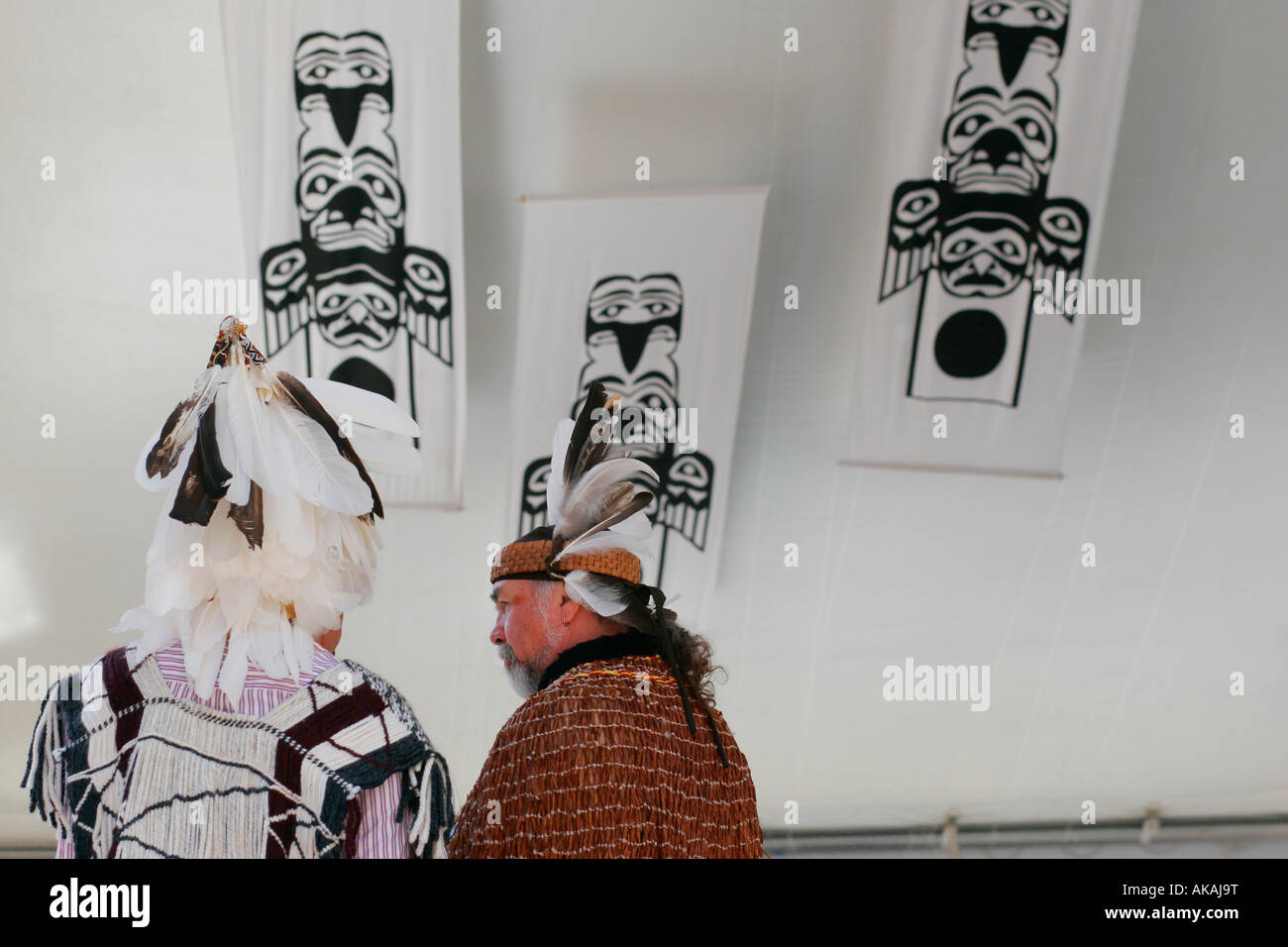 Aboriginal art display in hi-res stock photography and images - Alamy