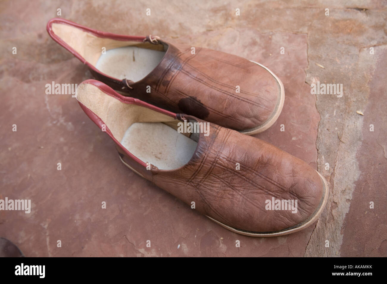 Traditional arabian slippers hi-res stock photography and images - Alamy