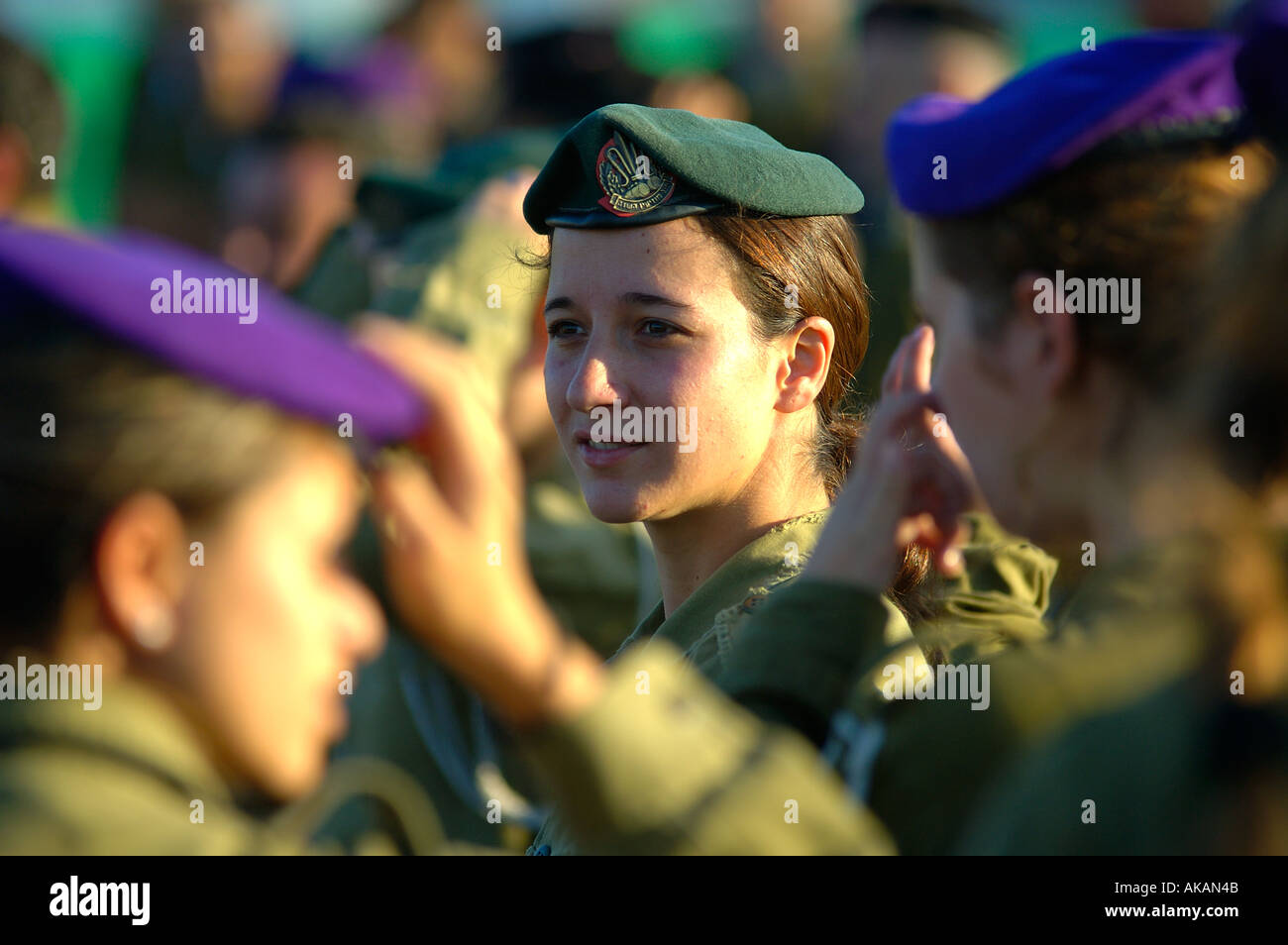IDF Israeli female soldiers Stock Photo - Alamy