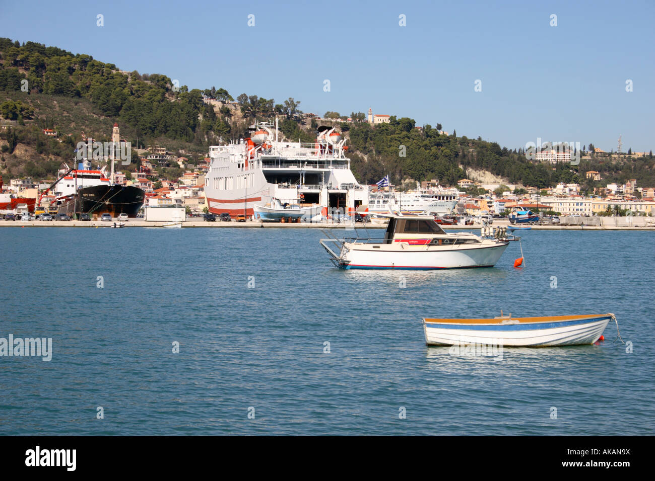 The port of Zakynthos town, Zakynthos, Greece Stock Photo - Alamy
