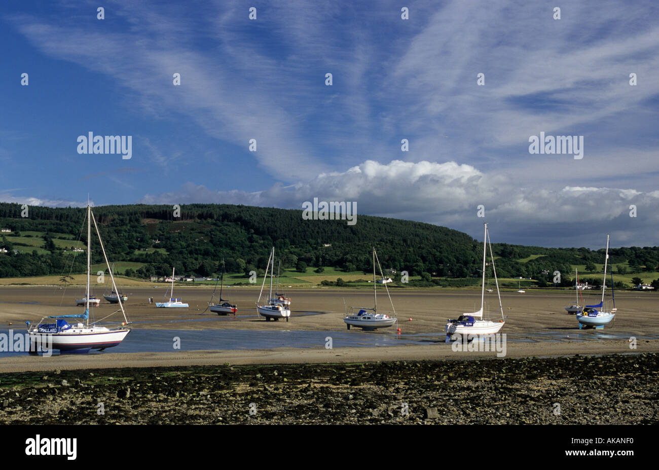 Traeth beach anglesey hi-res stock photography and images - Alamy