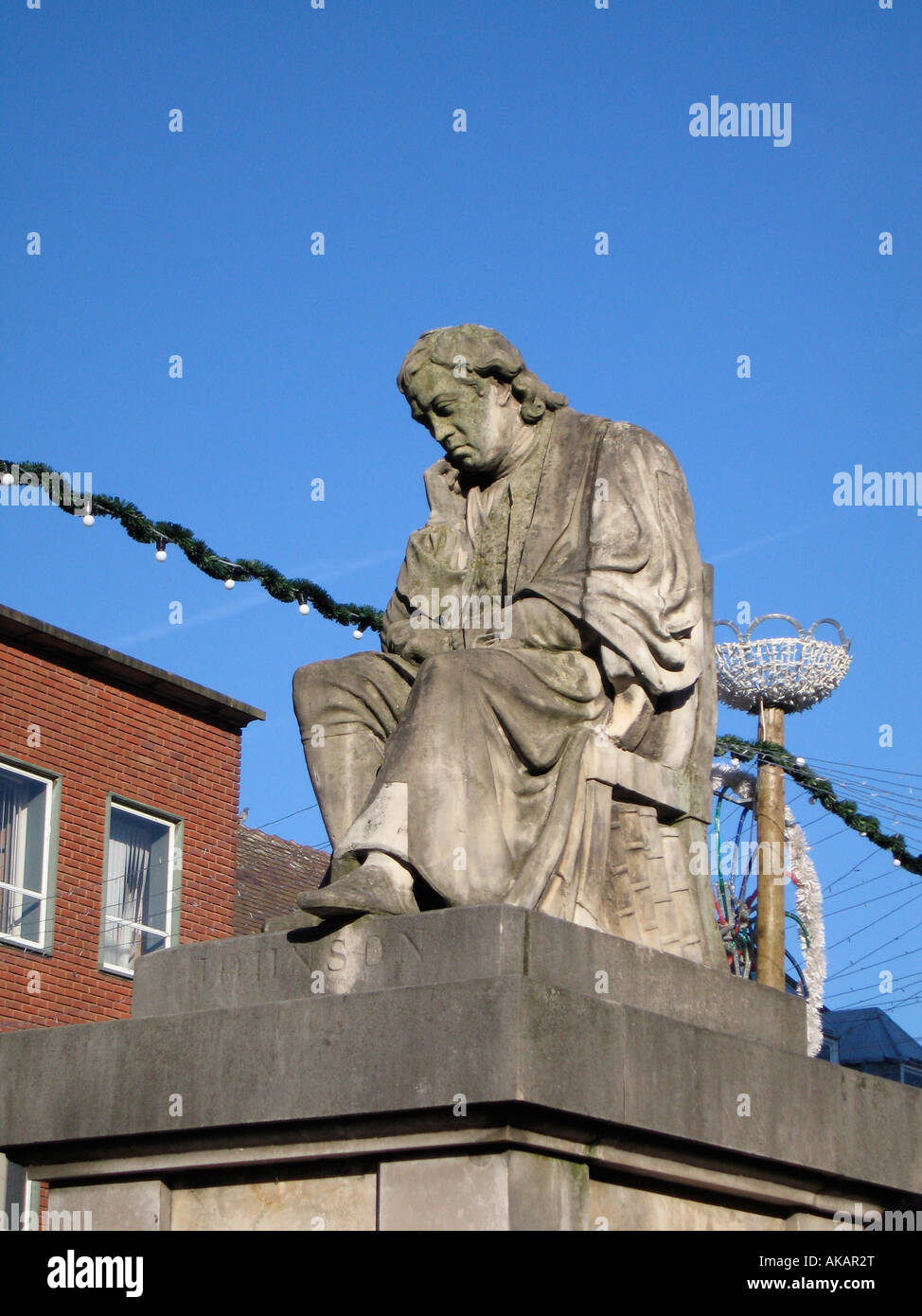 Dr samuel johnson statue in lichfield hi-res stock photography and ...