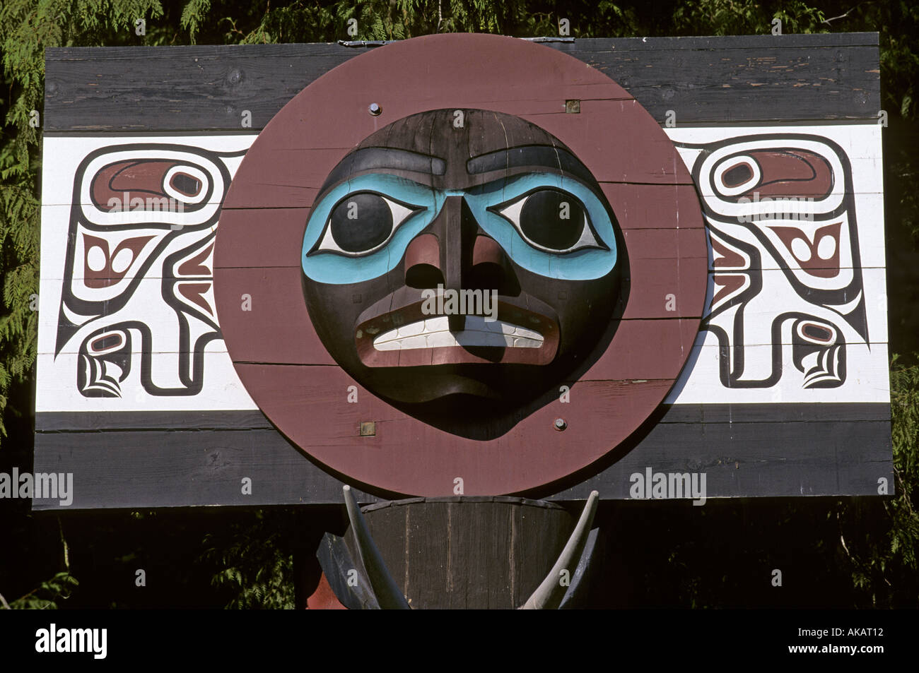 Head of Chief Skedans Mortuary Pole Stanley Park Totem Poles Vancouver ...