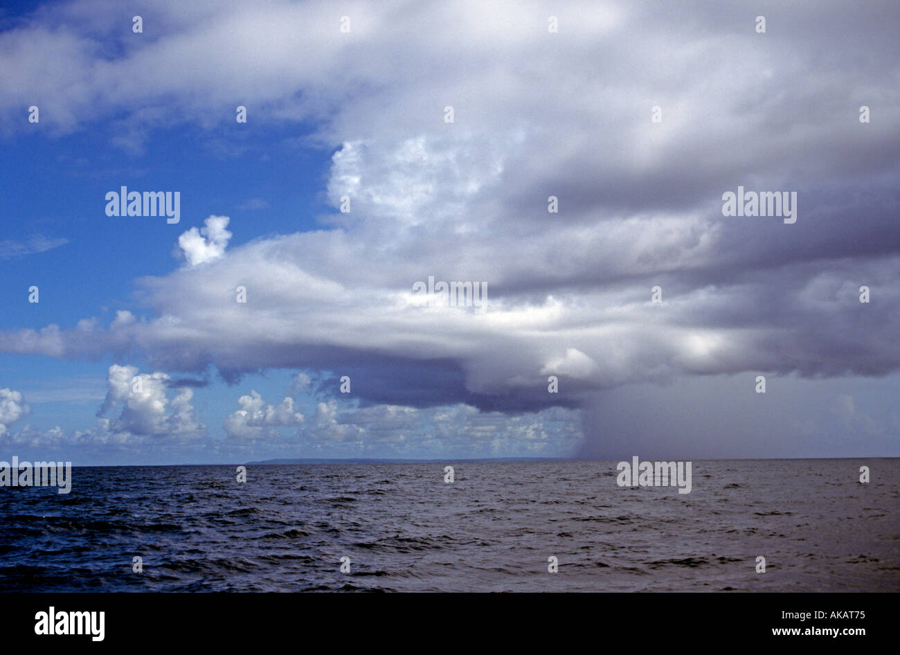 Squall clouds hi-res stock photography and images - Alamy
