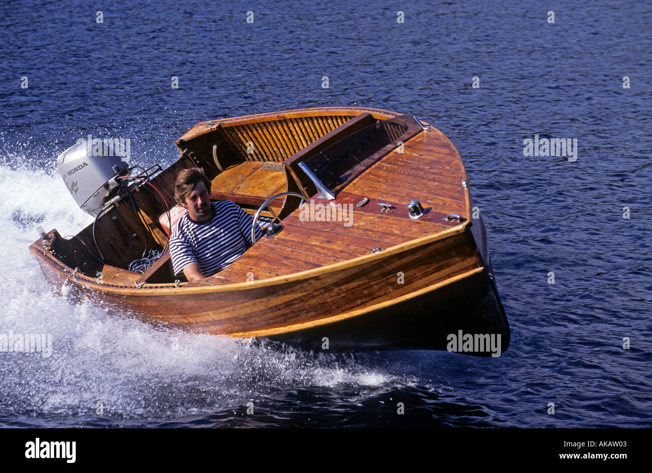Classic speedboat hi-res stock photography and images - Alamy
