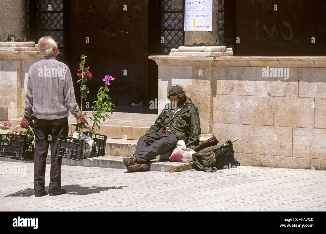Homeless tramp hi-res stock photography and images - Alamy
