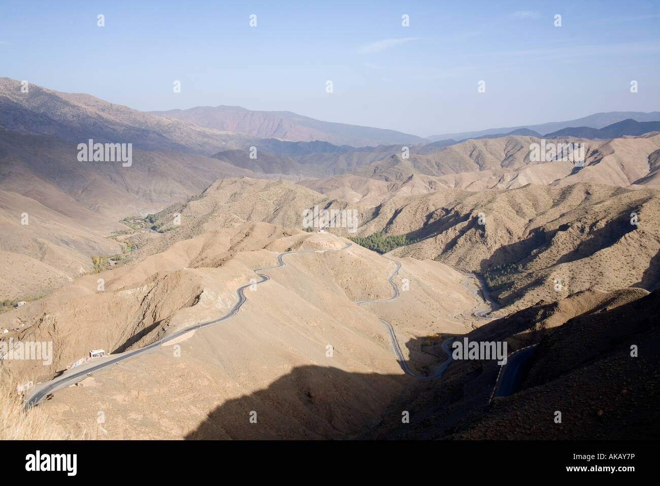 Tizi n' tichka hi-res stock photography and images - Alamy