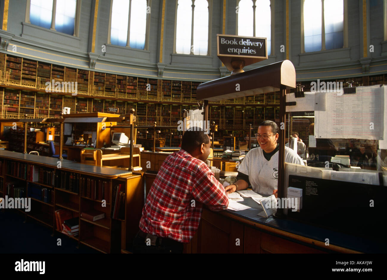 British museum reading room books hi-res stock photography and images ...