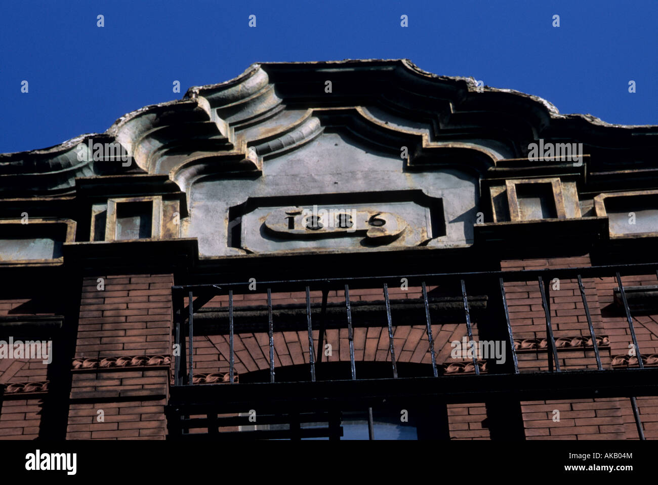 Built 1886 hi-res stock photography and images - Alamy