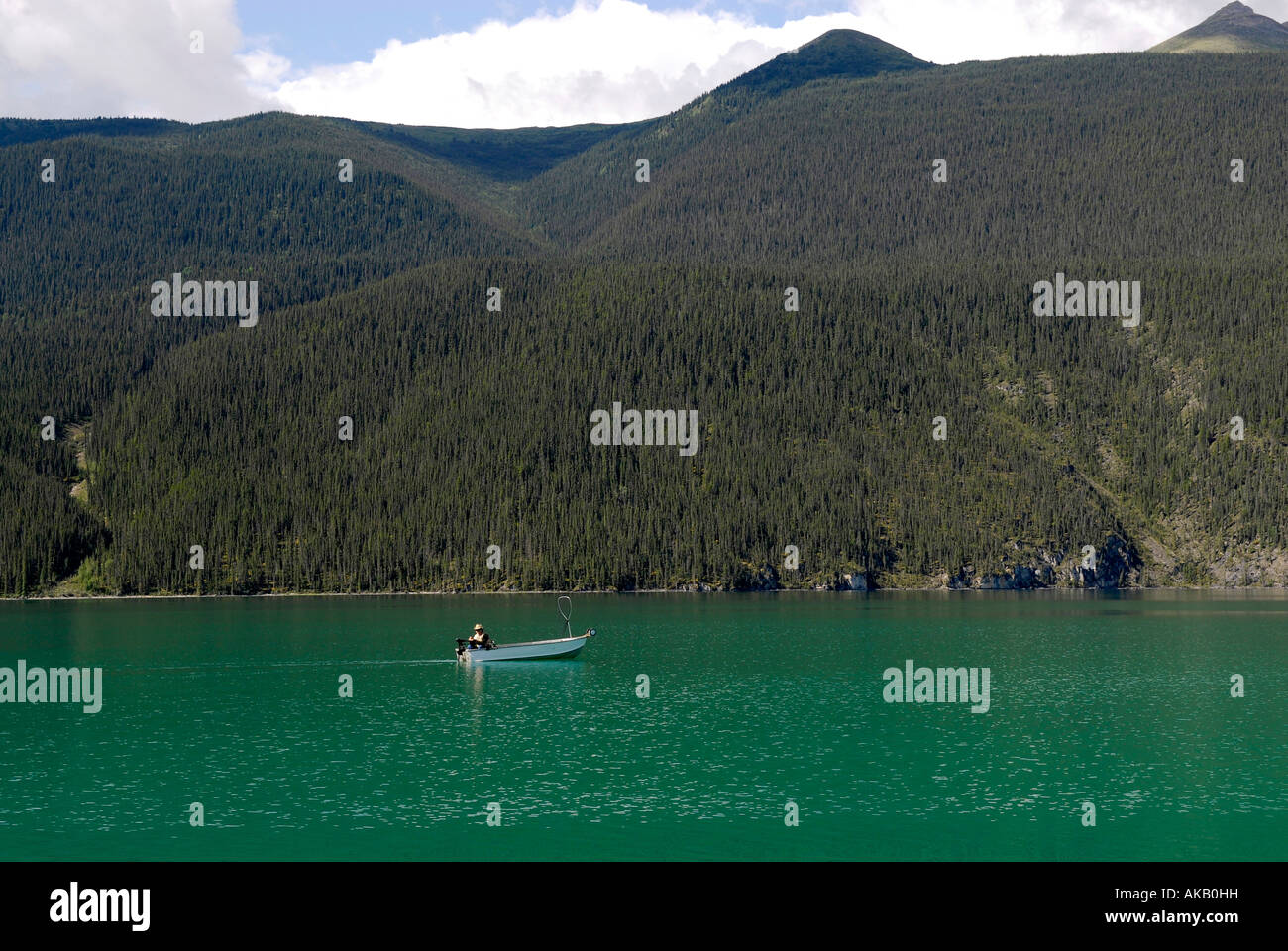 Alaska highway muncho lake hi-res stock photography and images - Alamy