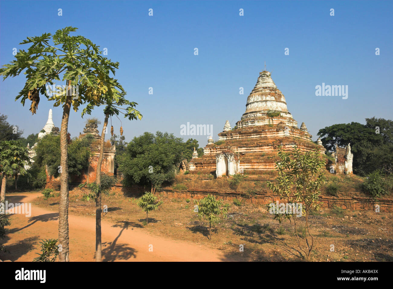 Myanmar (Burma), Mandalay, Sagaing, Sagaing Hill, Umin Thounzeh ...