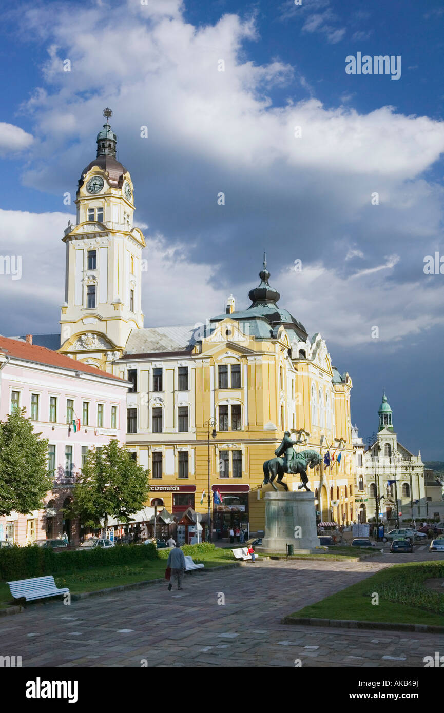 Hungary, Southern Transdanubia, Pecs Szechenyi ter Square / Town Hall ...