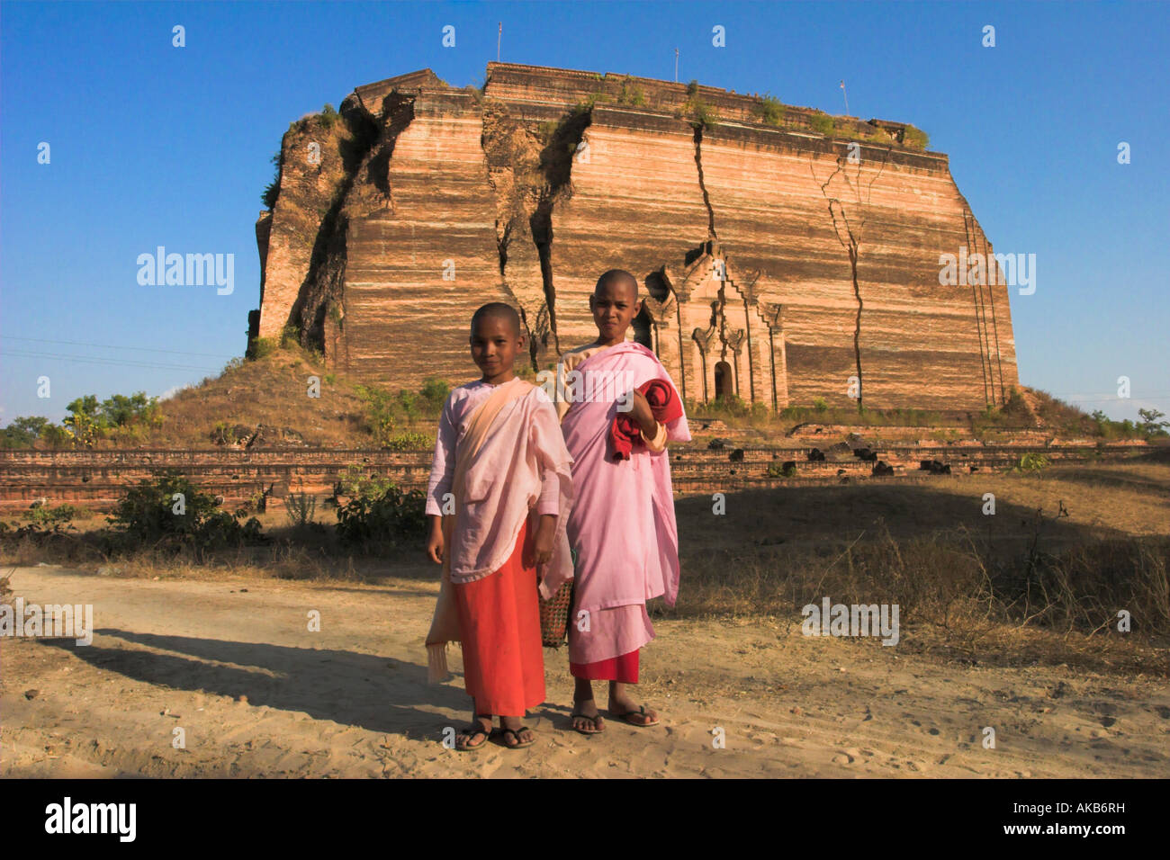 Myanmar (Burma), Mandalay, Mingun, Mingun Paya Stock Photo - Alamy