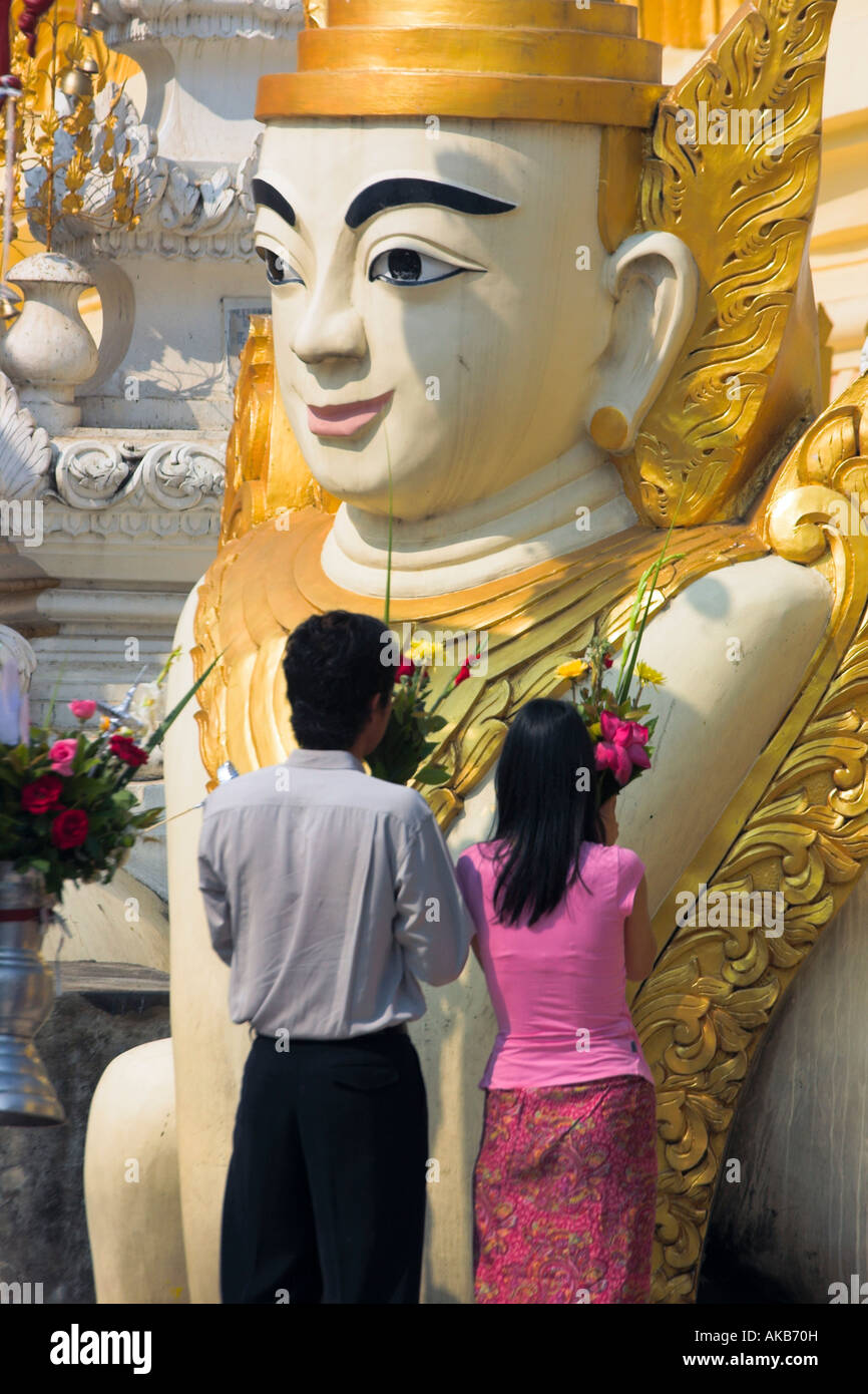 Myanmar (Burma), Yangon (Rangoon), Shwedagon Paya, People praying Stock Photo - Alamy