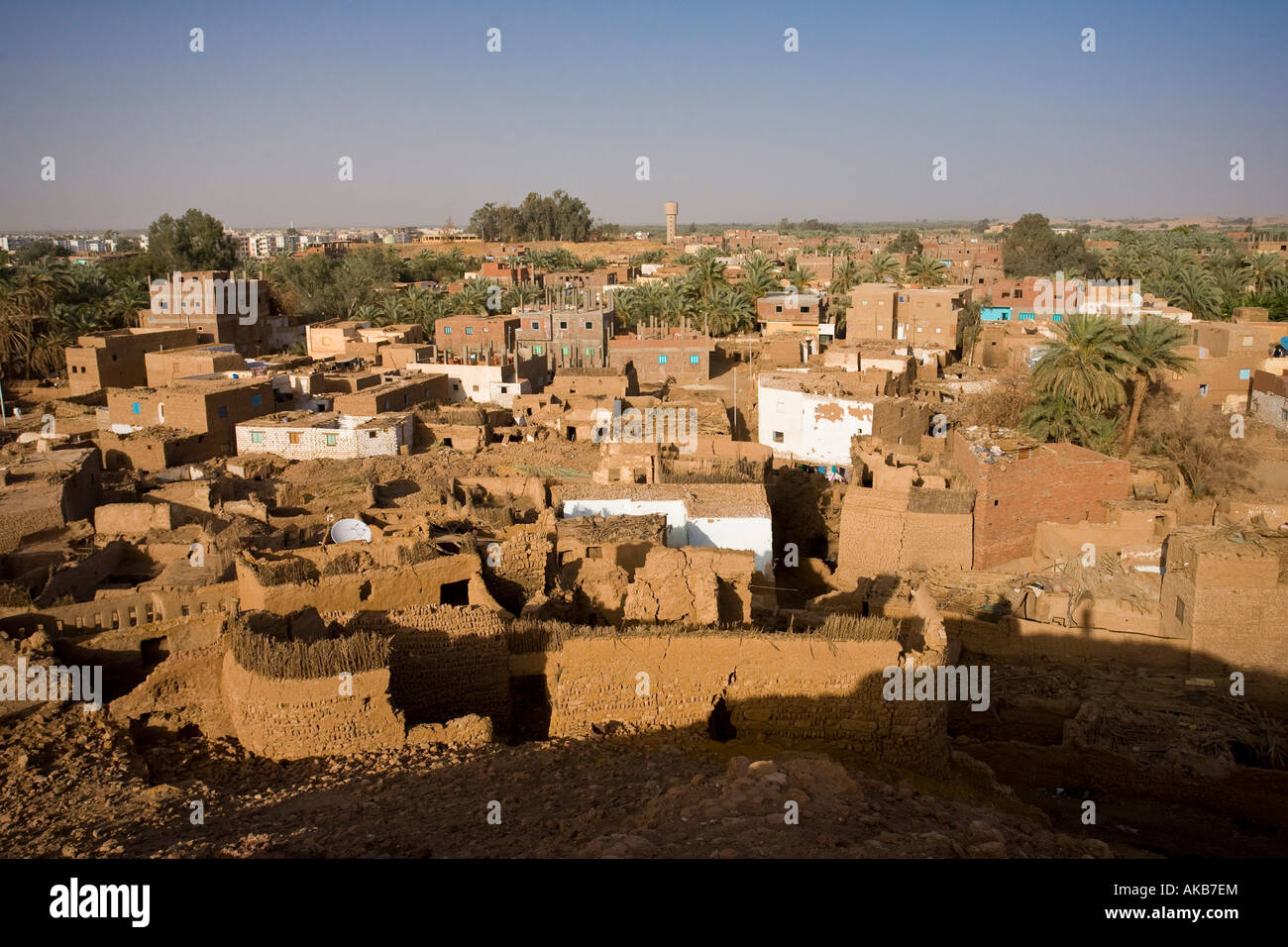 Old City of Mut, Dakhla Oasis, Egypt Stock Photo - Alamy
