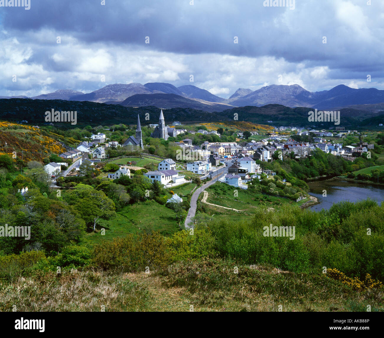 Ireland, County Galway, Connemara, Clifden, Twelve Bens in background ...