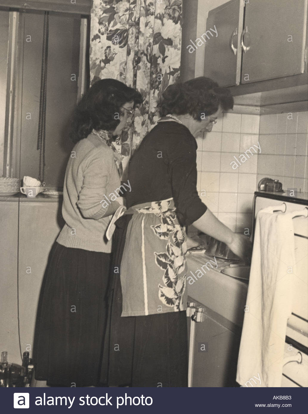 1940s Housewife Stock Photos & 1940s Housewife Stock Images - Alamy