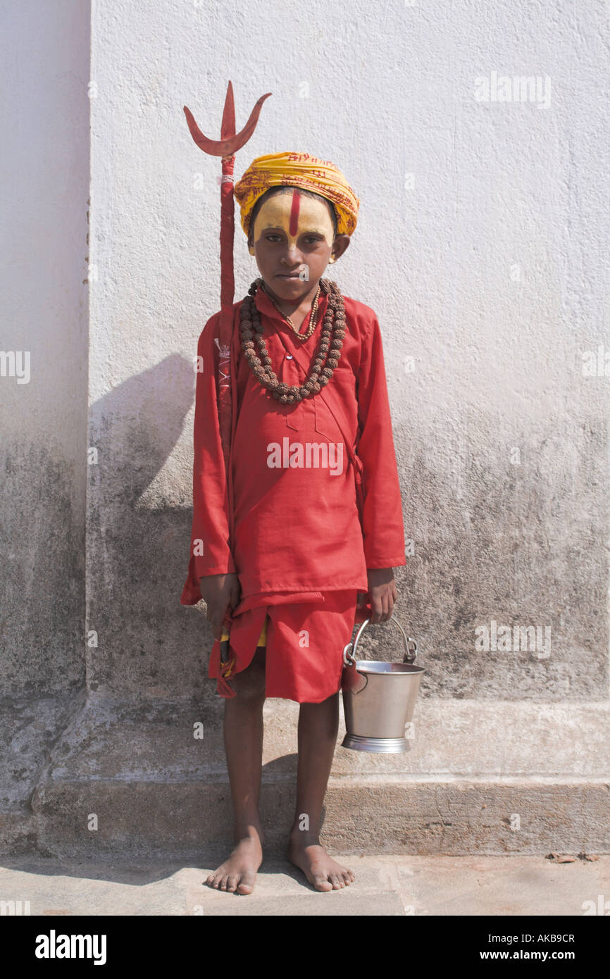 Nepal, Kathmandu, Hindu boy Stock Photo - Alamy