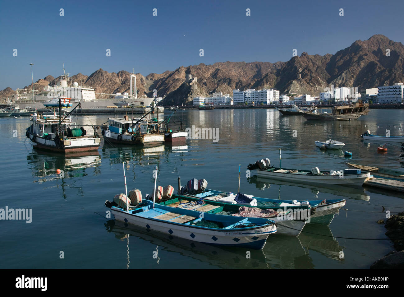 Oman muscat mutrah mutrah port hi-res stock photography and images - Alamy