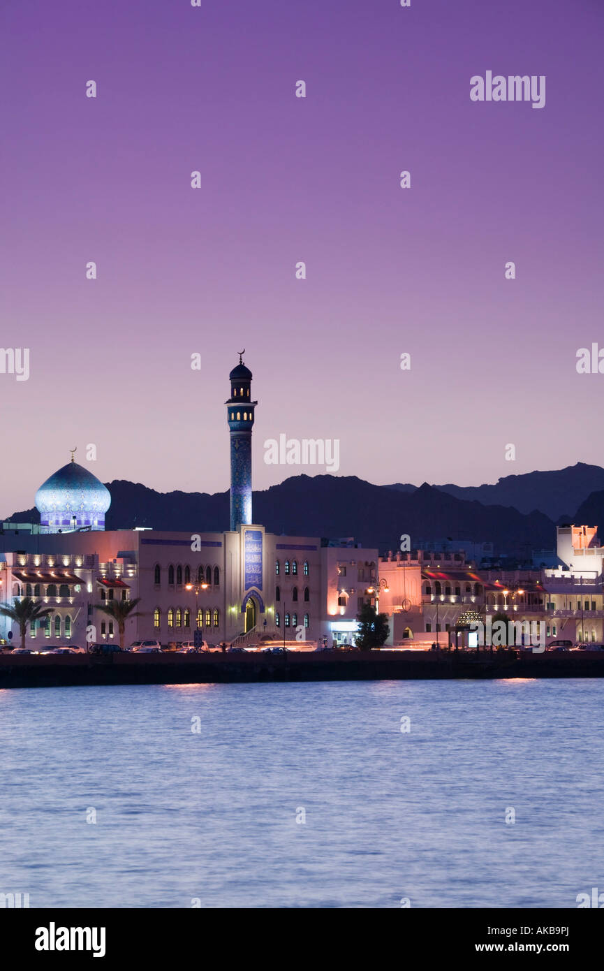 Oman muscat mutrah corniche night hi-res stock photography and images ...