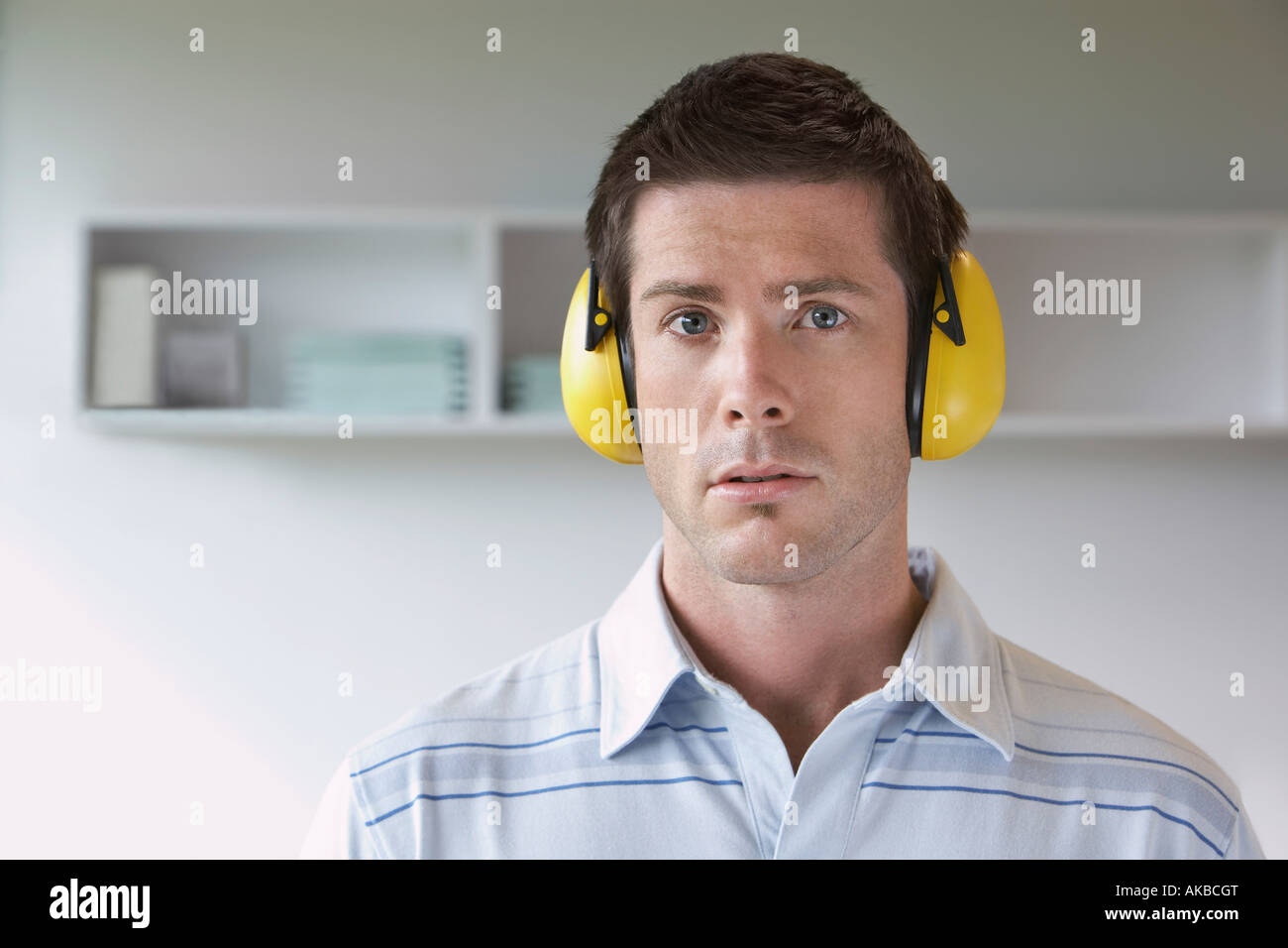 Office headphones noise hi-res stock photography and images - Alamy
