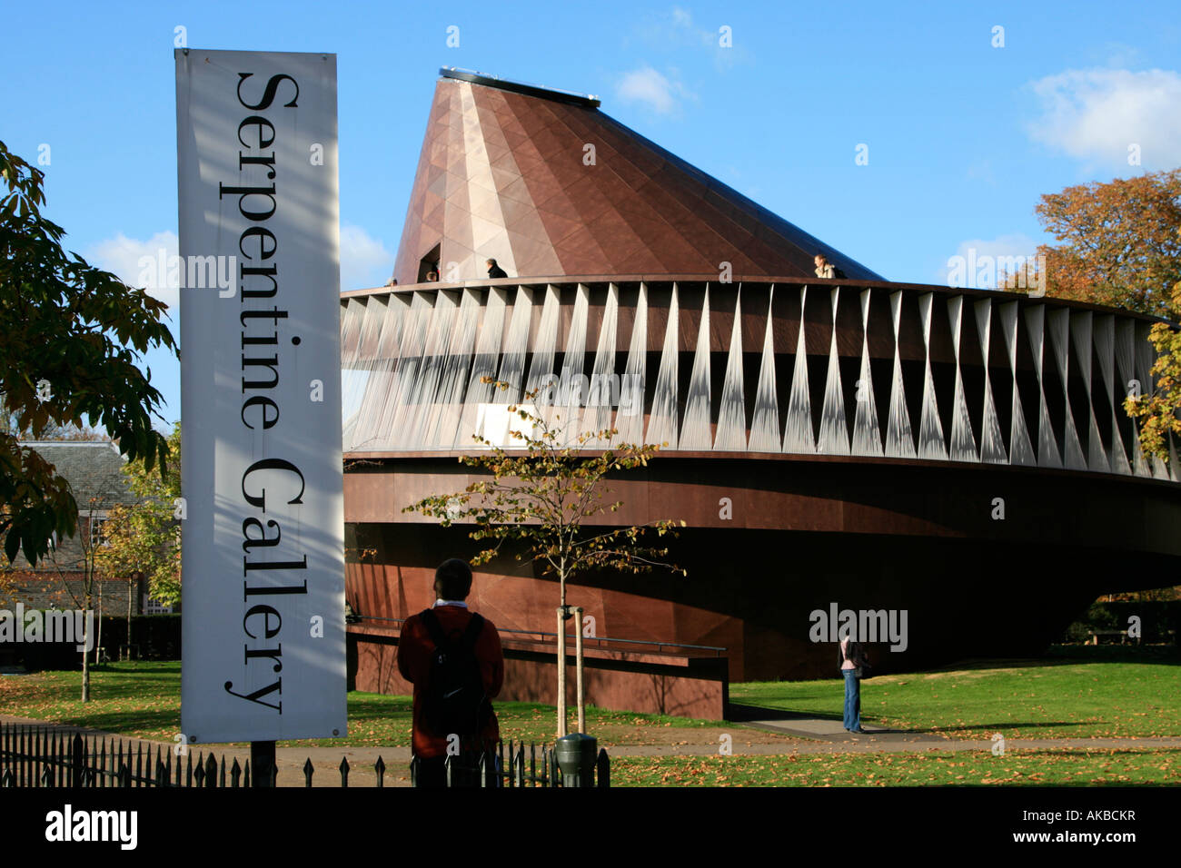 Summer exhibition at the serpentine gallery hi-res stock photography ...