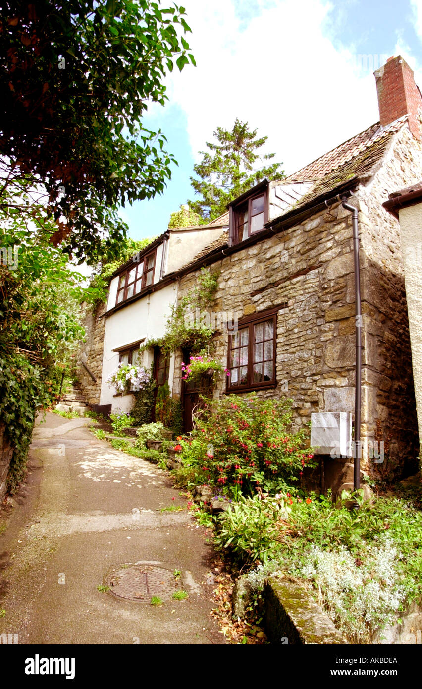 Country lane with cottages UK Stock Photo - Alamy