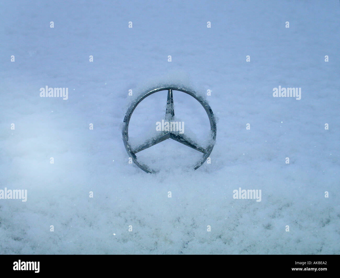 Car bonnet cover hi-res stock photography and images - Alamy