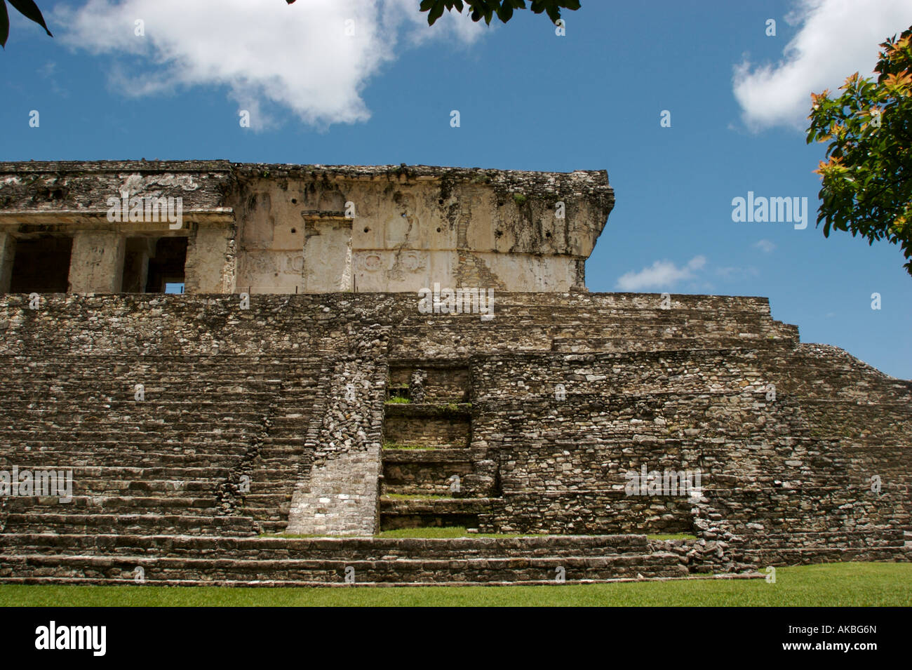 Mayan temples in the jungle at palenque in chiapas mexico hi-res stock ...