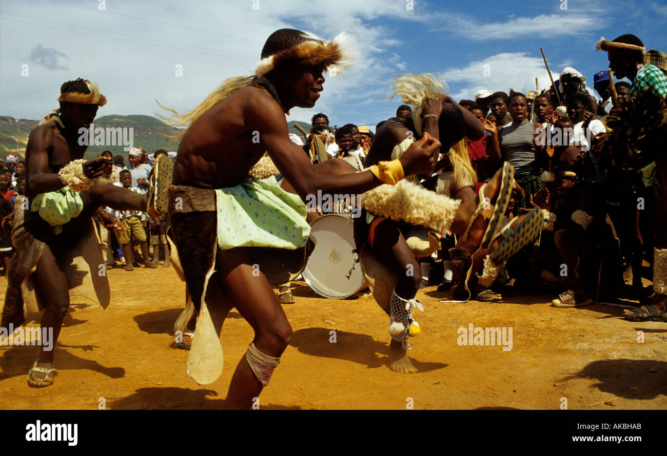 Zulu Women Dancing High Resolution Stock Photography and Images - Alamy