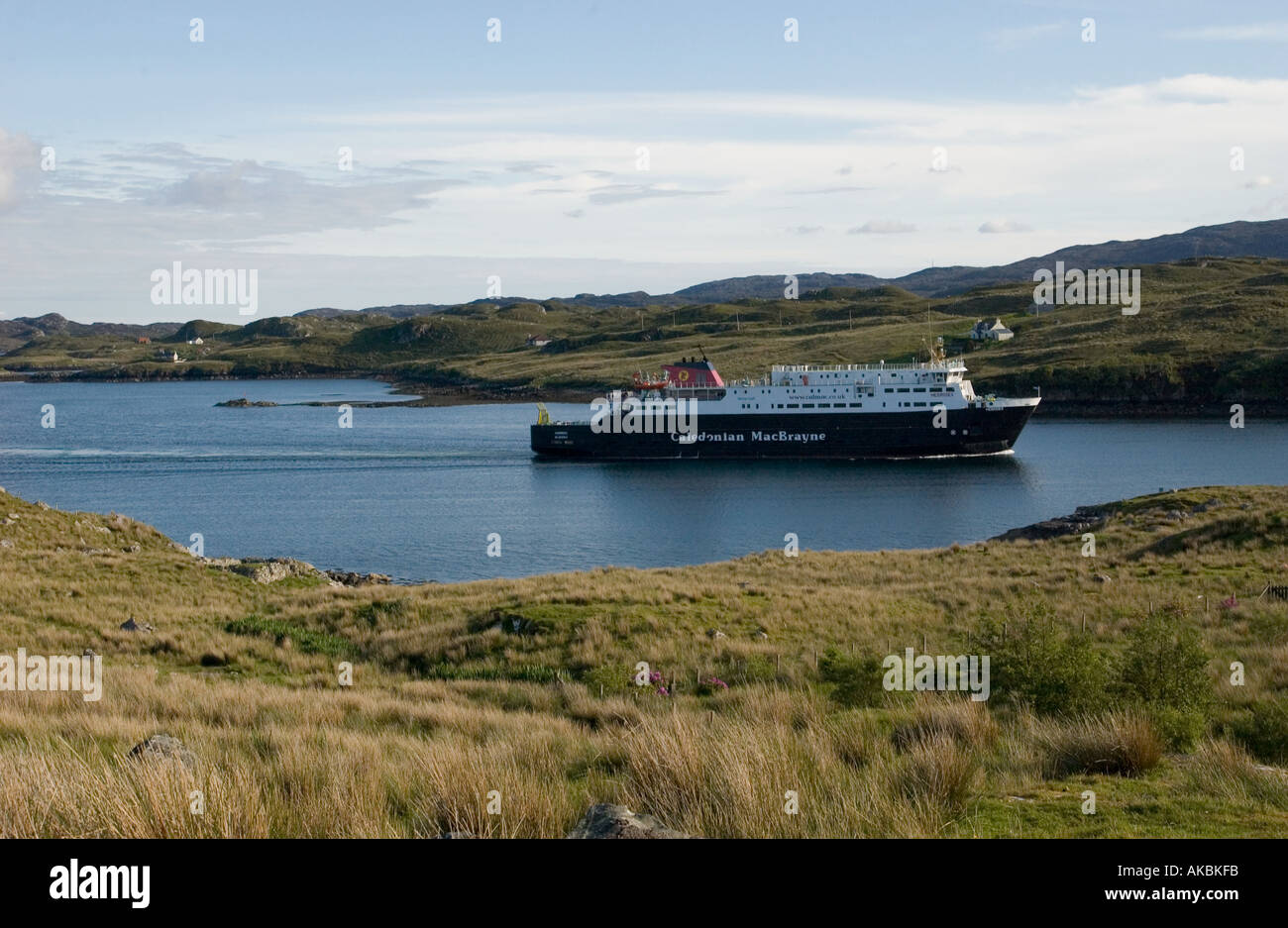 Caledonia McBrayne ferry arriving in Tarbert,Isle of harris,Scotland ...
