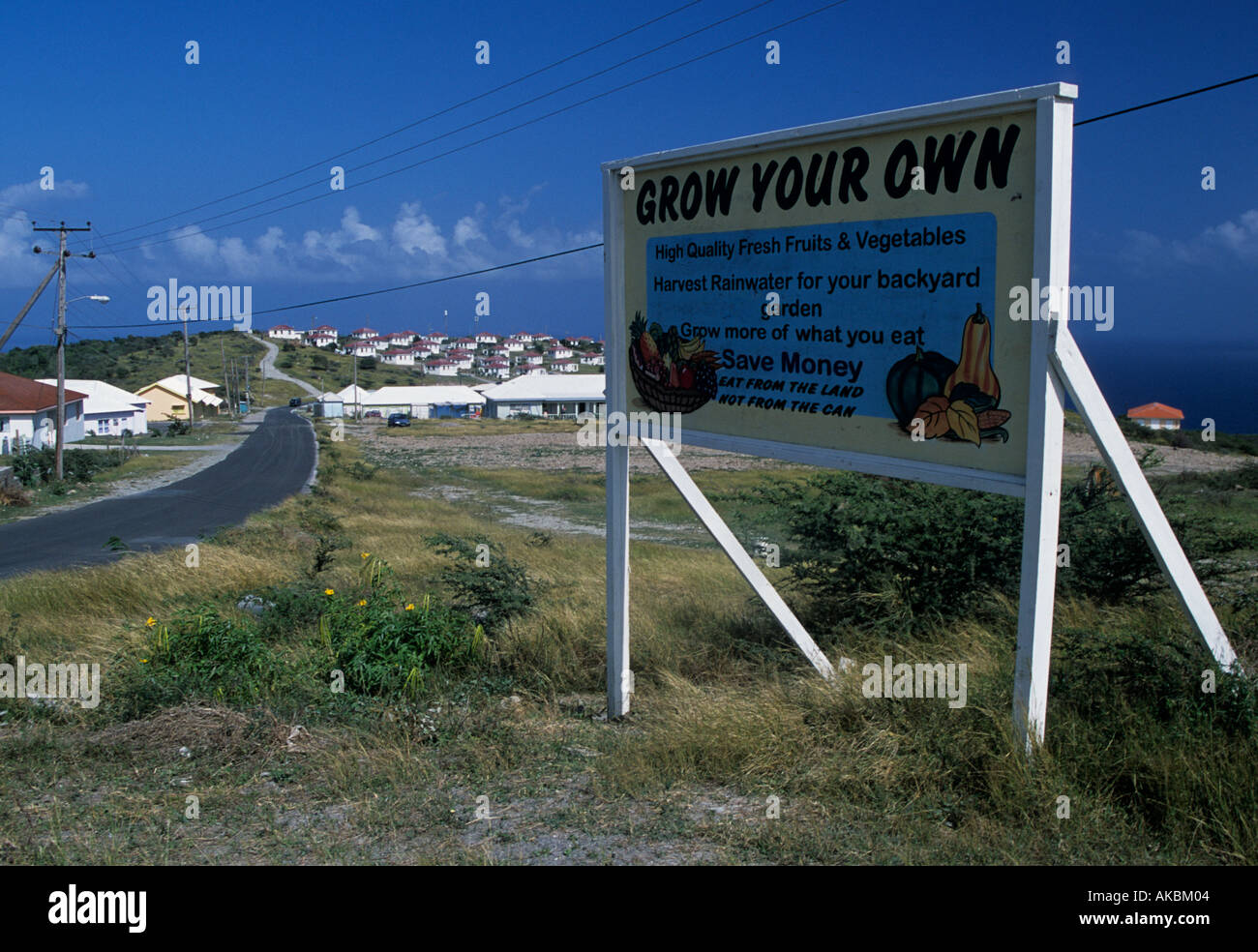Antigua roads hi-res stock photography and images - Alamy