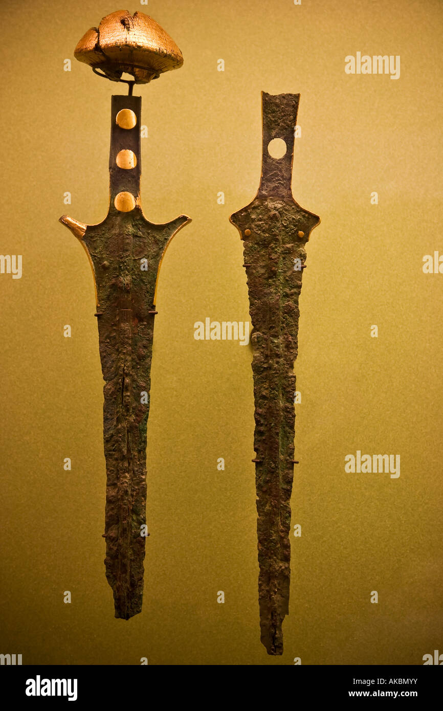 Antique swords hi-res stock photography and images - Alamy