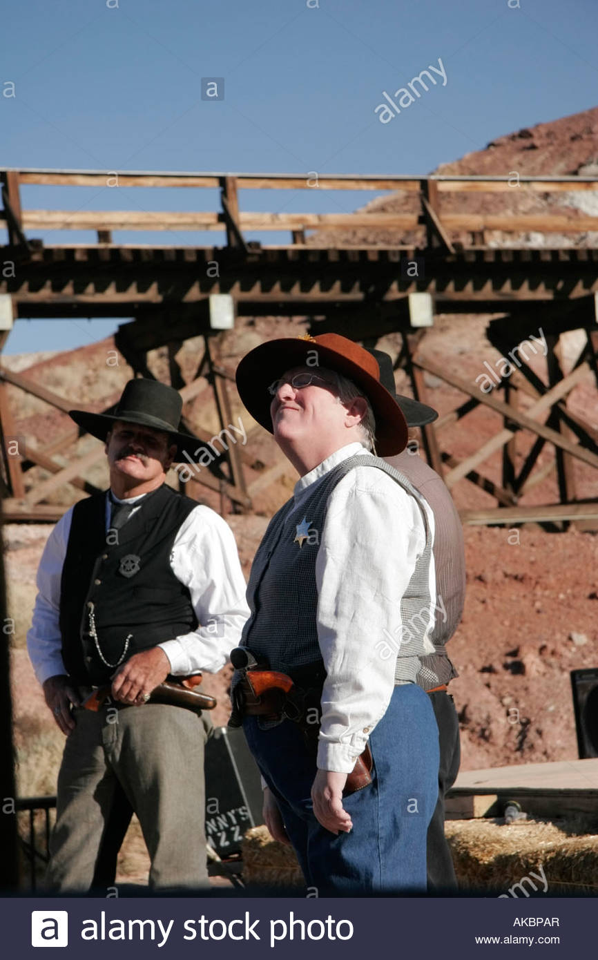 Cowboy Sheriff Shootout Stock Photos & Cowboy Sheriff Shootout Stock ...