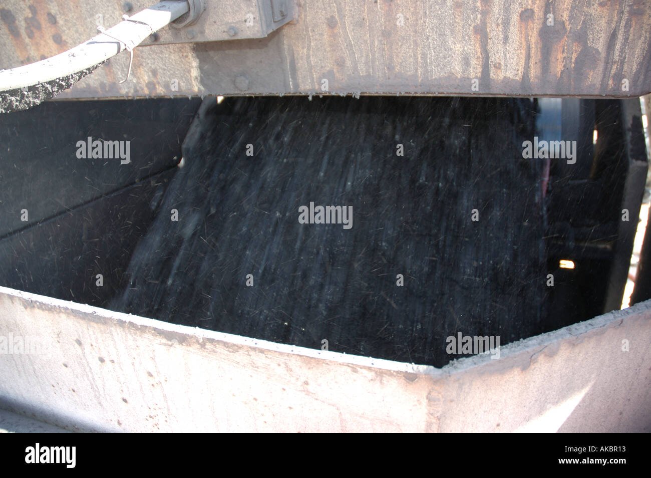 Coal loading conveyer belt pouring coal into trains dsc 2985 Stock ...