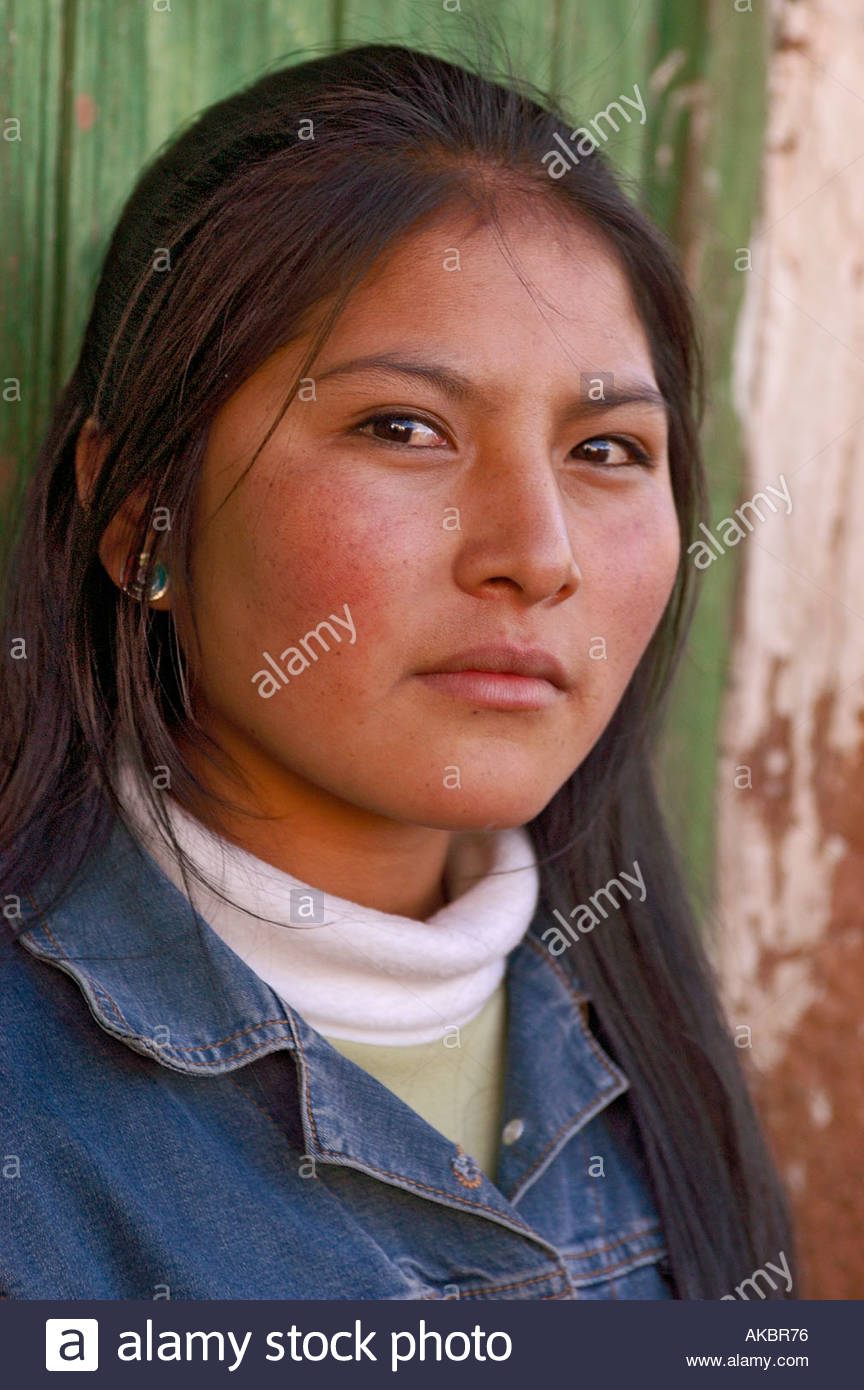 Young Peruvian Woman Stock Photo: 4881269 - Alamy