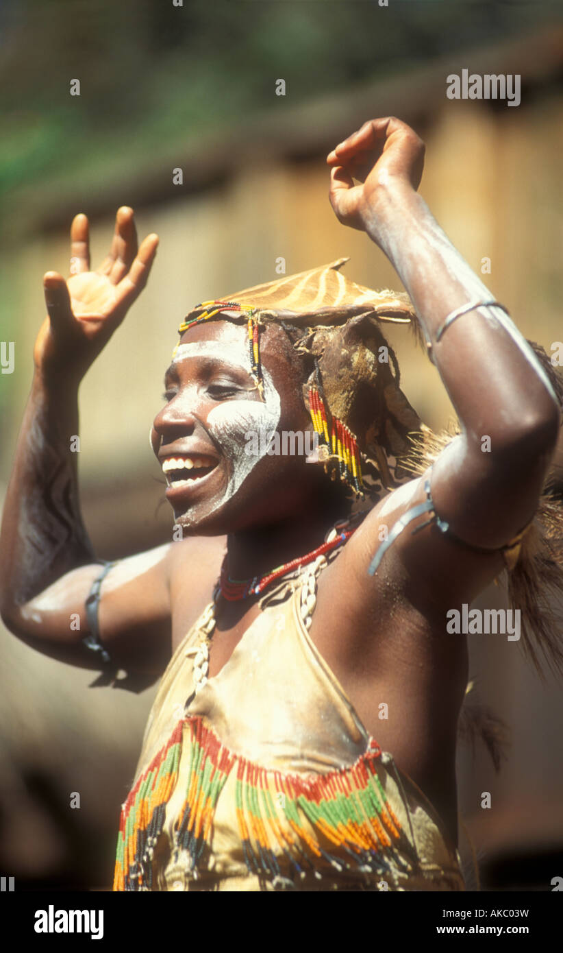 Kikuyu women hi-res stock photography and images - Alamy