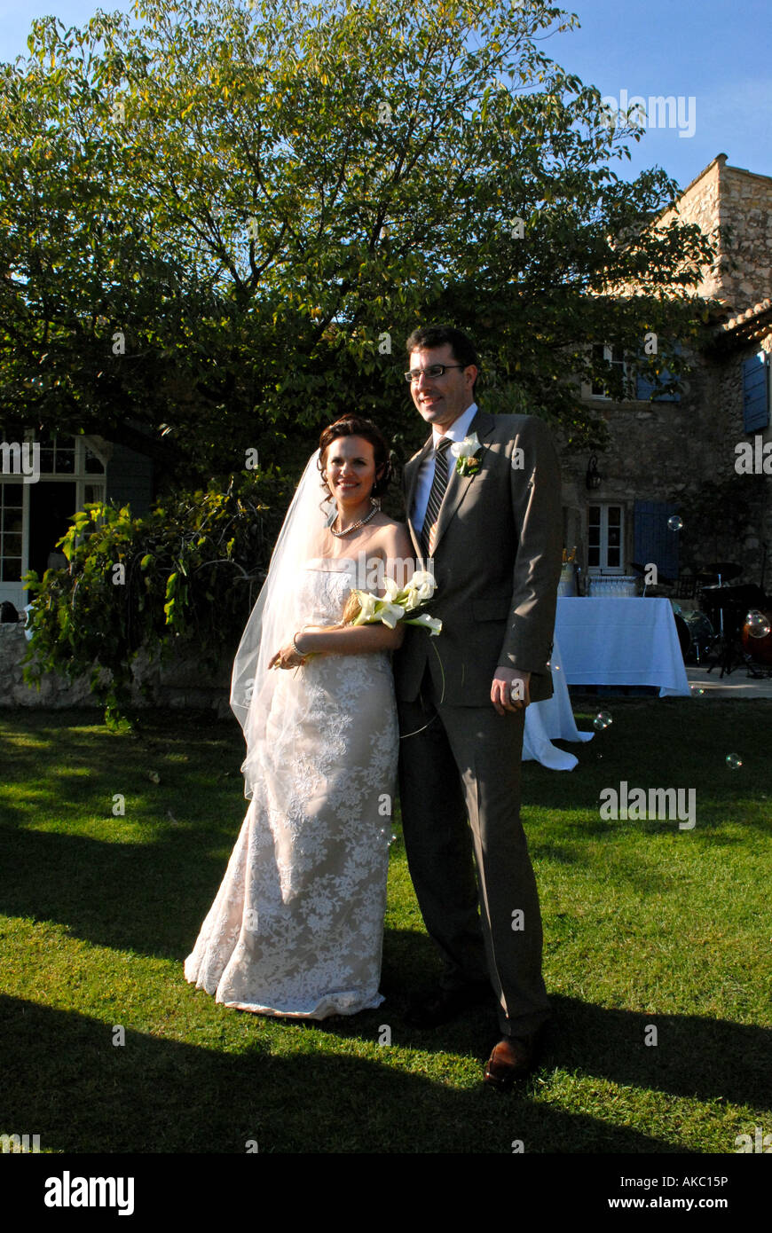 Bride and groom Stock Photo - Alamy