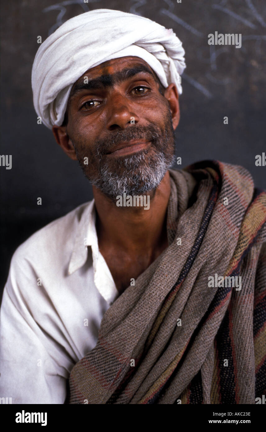 Indian man New Delhi Railway Station India Stock Photo - Alamy
