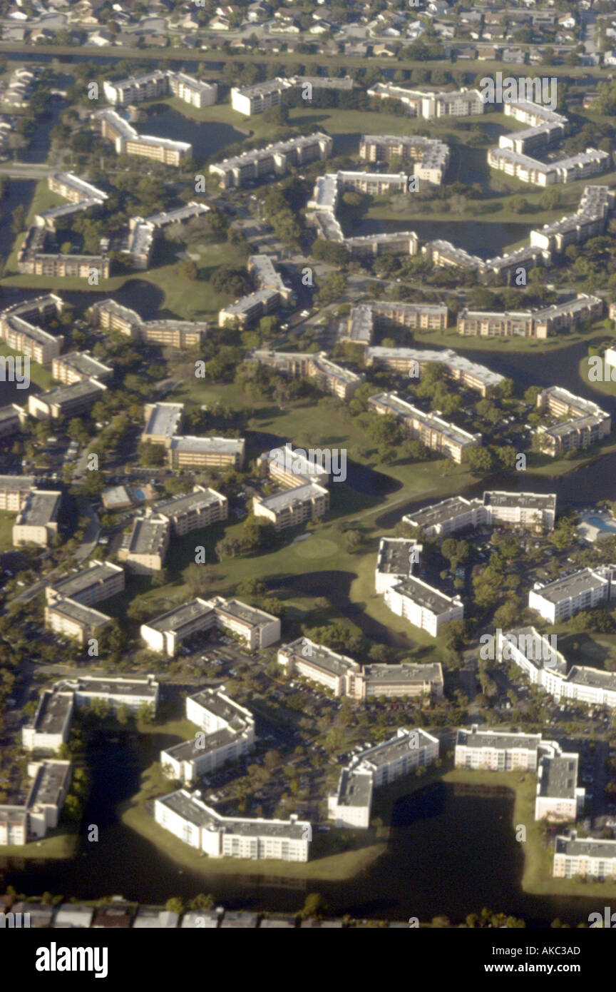 Housing development aerial florida hi-res stock photography and images ...