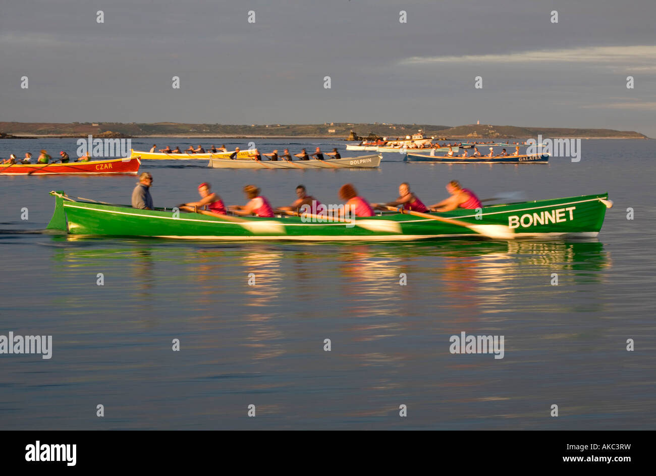 ladies gig race isles of scilly september Stock Photo - Alamy