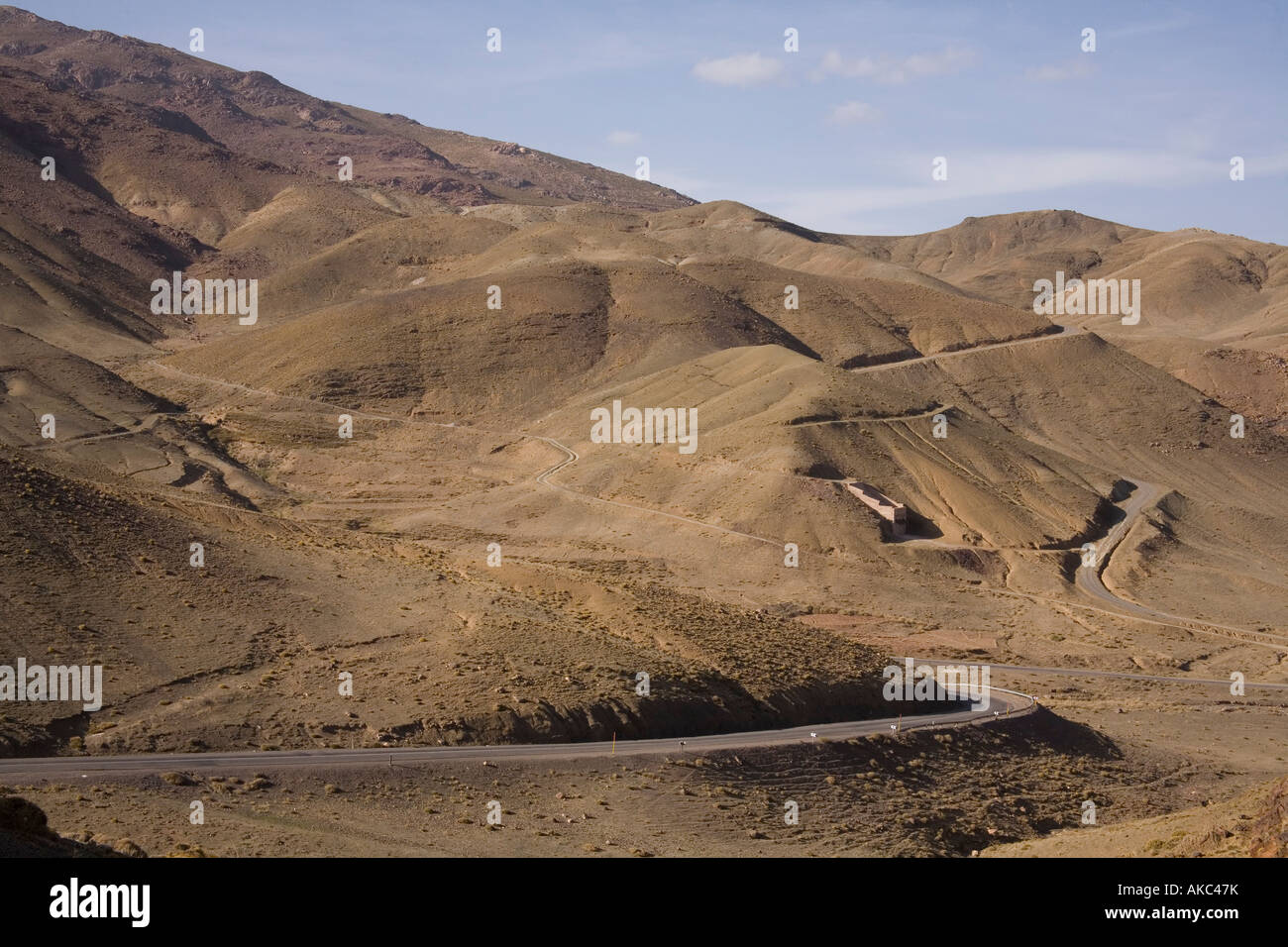 View of tizi n tichka hi-res stock photography and images - Alamy