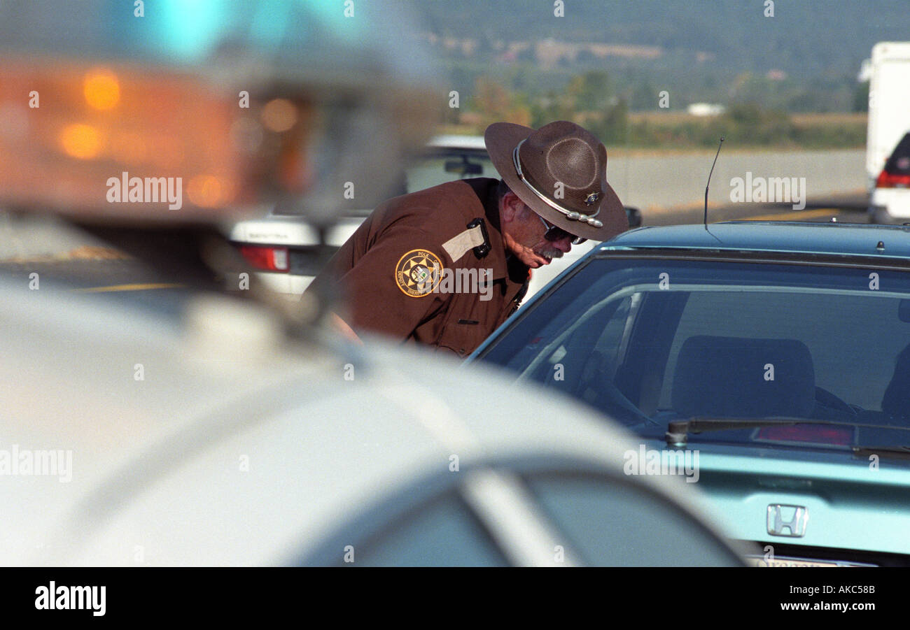 Police making arrest hi-res stock photography and images - Alamy