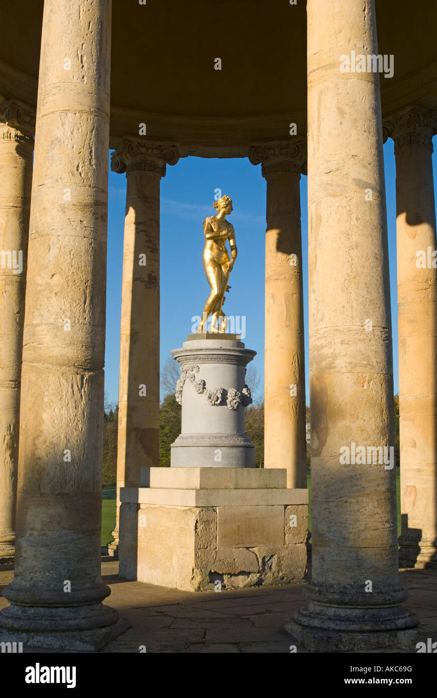 Statue venus in venus temple hi-res stock photography and images - Alamy