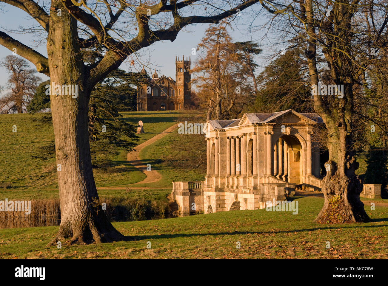 Palladian Bridge and Gothic Temple, Stowe Landscape Gardens ...